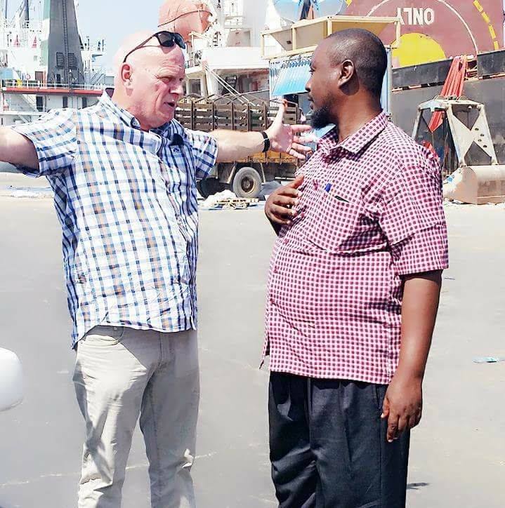 Geeraar Jaceyl Ah Oo Aad U Xiiso Badan